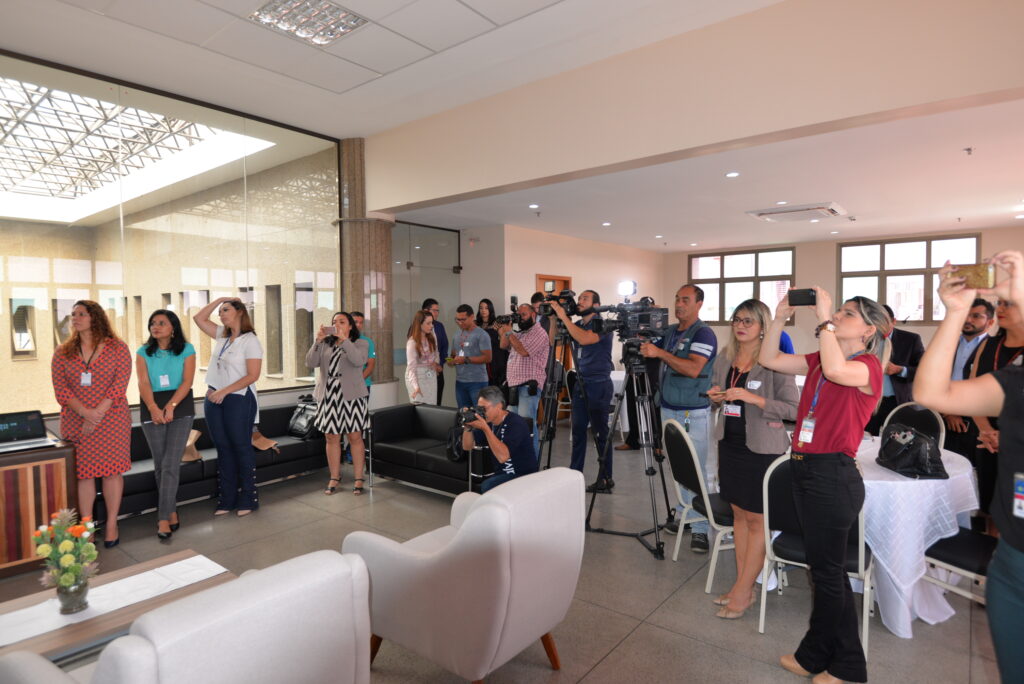 Subcontroladoria-Geral de Ouvidoria participa de “Café com Pauta” sobre ...